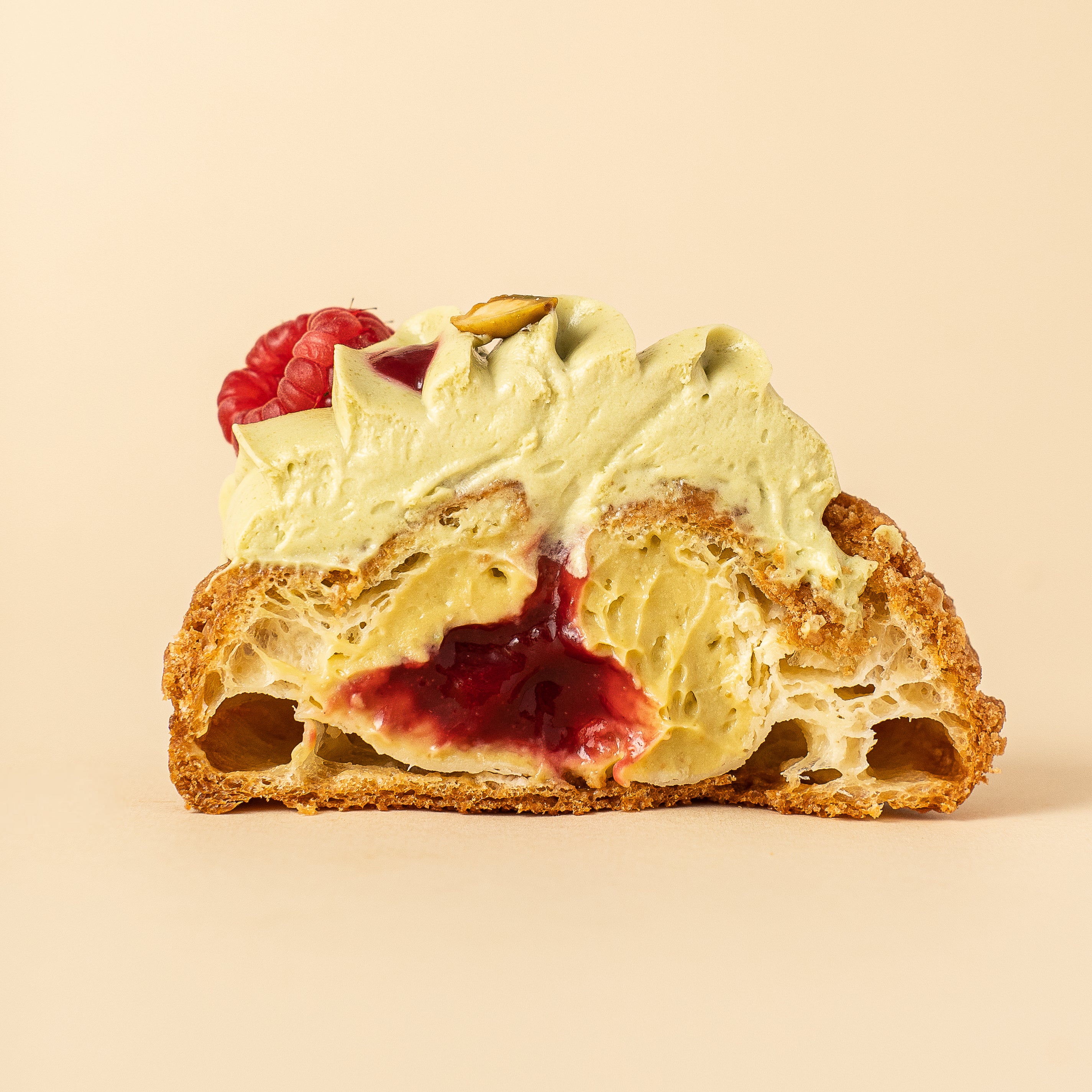 Pistachio-Raspberry Choux – Cotó Cake